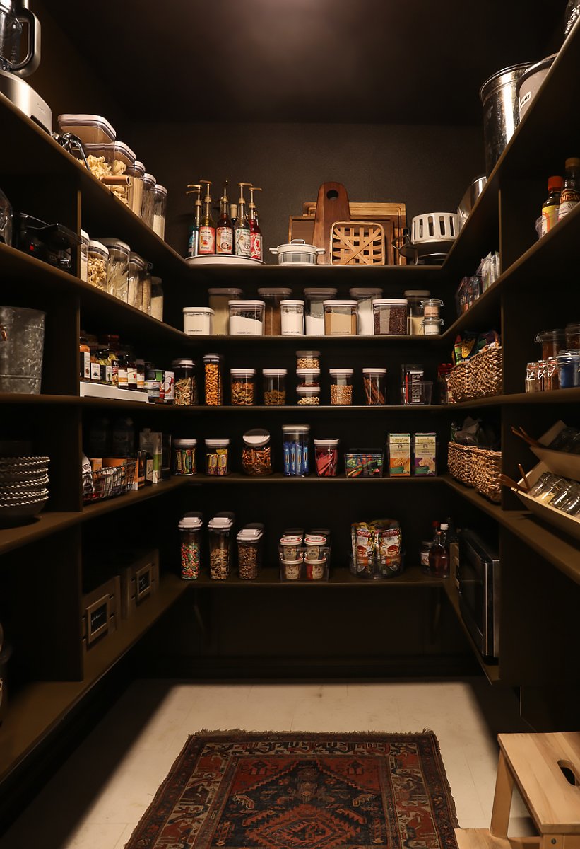 Creating A Dramatic Look In Your Pantry With Dark Paint Colors - Pantry ...